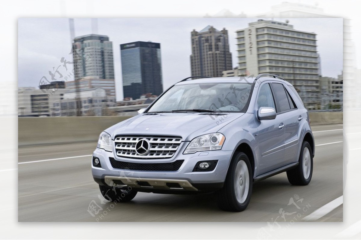 奔驰ML450图片素材-编号12201131-图行天下