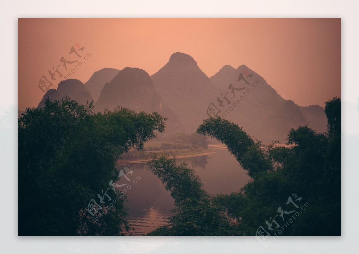 迷雾图片素材-编号15036331-图行天下